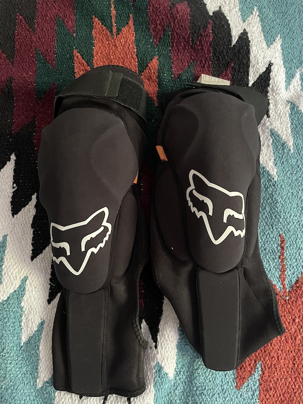 2021 Fox Launch Knee/Shin Pads Medium For Sale