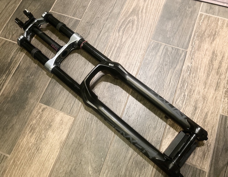2022 NEW RockShox Boxxer Select 180mm 27.5 For Sale