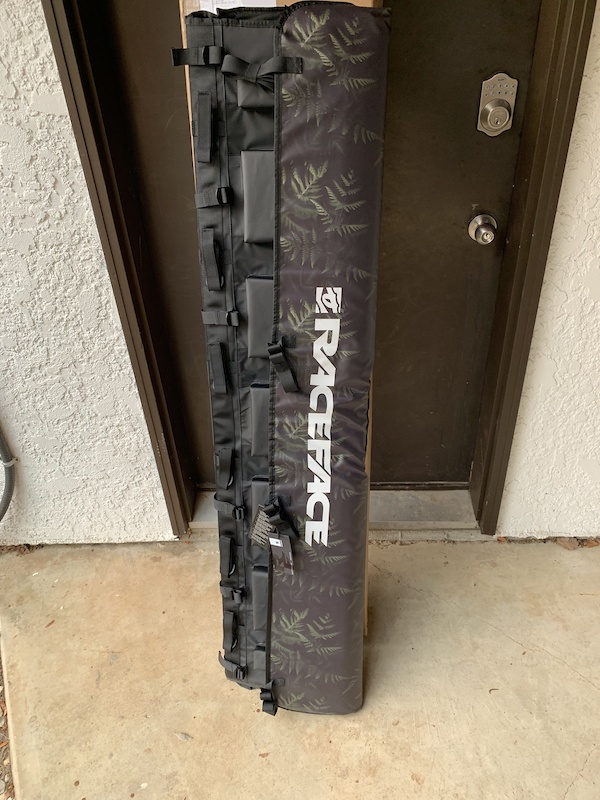 2021 Brand New In Box Race Face T2 Tailgate Pad L/XL For Sale