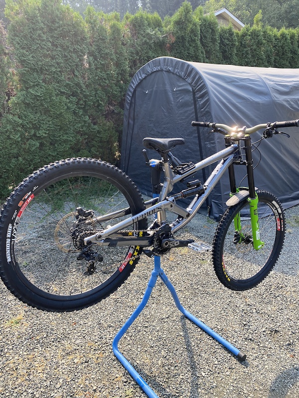 2019 Commencal Furious Large For Sale