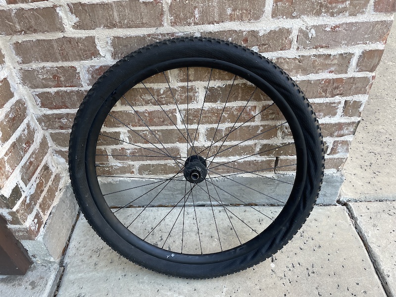 Bontrager Line Comp 30 29" Front Wheel/Tire For Sale