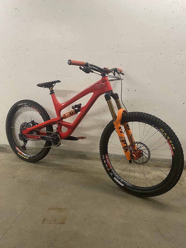2018 Yt Capra custom built. Sweet bike For Sale