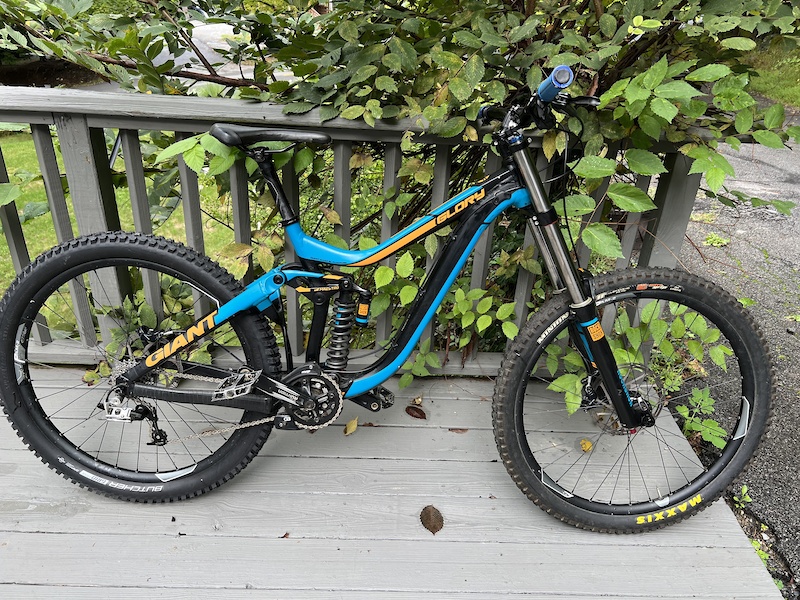 2015 Giant Glory DH Bike For Sale