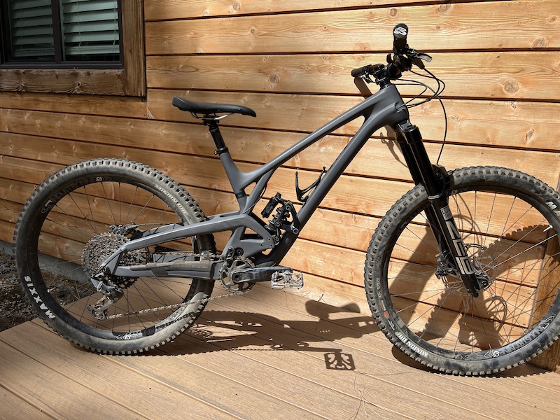 2022 Evil Insurgent GX Medium (MX wheels) For Sale