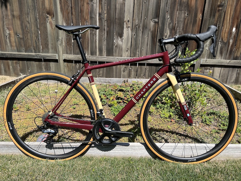 2022 Chapter 2 Huru Maroon 1928, 54cm, limited edition For Sale