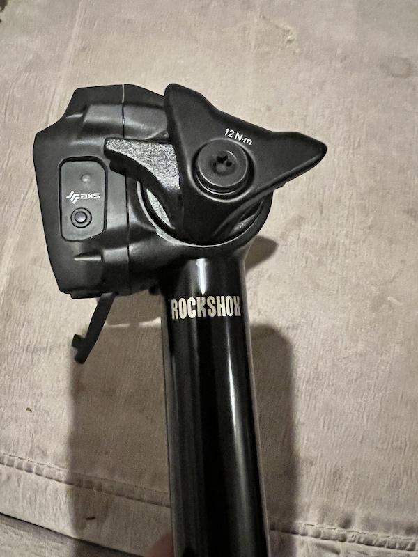 2022 Axs Reverb dropper post 170mm 31.6 battery & lever For Sale