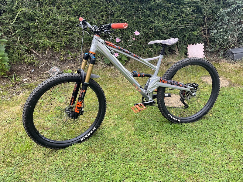 2019 orange 5 For Sale