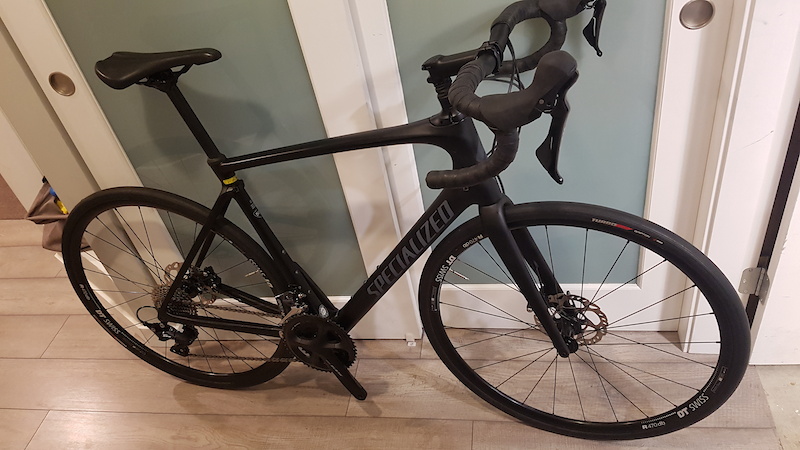 2018 Specialized Roubaix Carbon (58 cm) R7000 105 disc For Sale