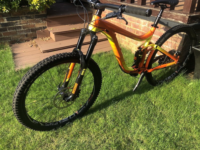 Superb - as good as new - condition Giant Reign For Sale