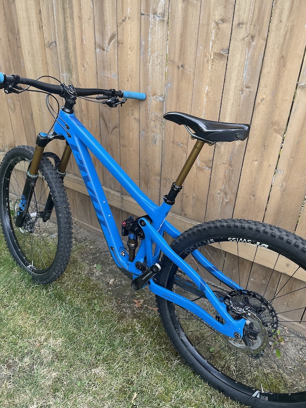 2020 Medium Pivot Switchblade Pro XT/XTR 29er For Sale