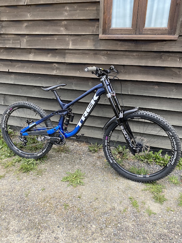 2022 Trek Session 9 For Sale