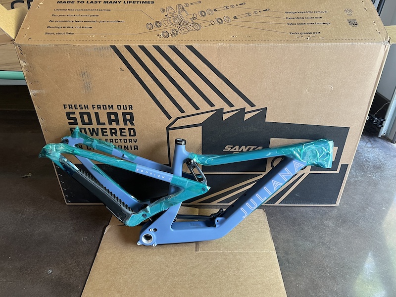 2022 Juliana Roubion size small frame new For Sale