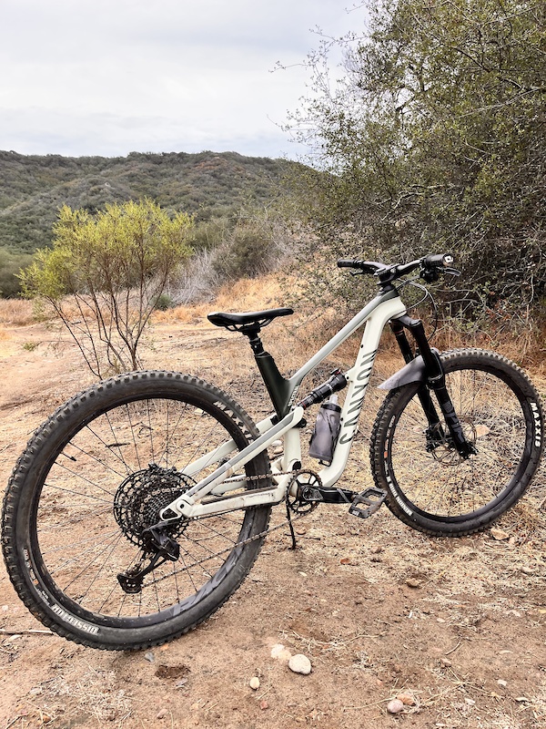 2021 Canyon Spectral CF 7 small For Sale