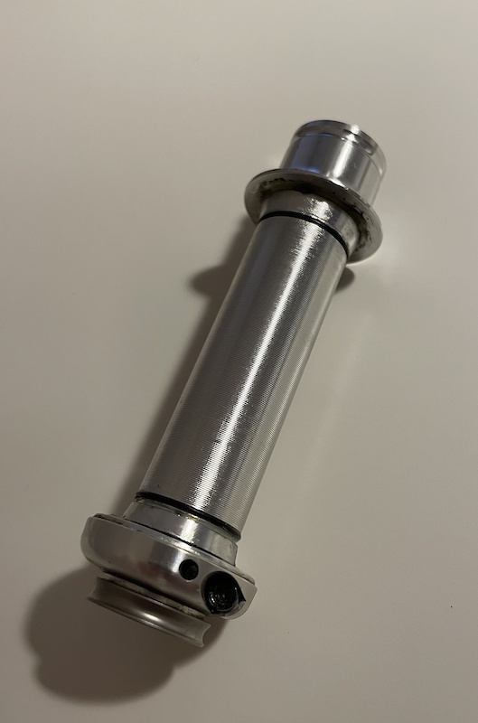 Chris King ISO SD 15mm x 100mm axle For Sale