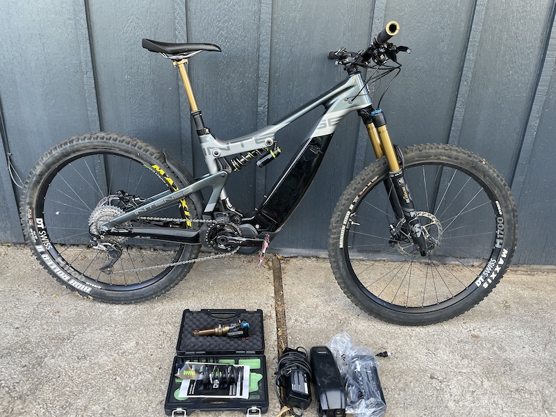 2020 Intense Tazer Pro, Medium, DVO, Extra Battery, Mullet For Sale