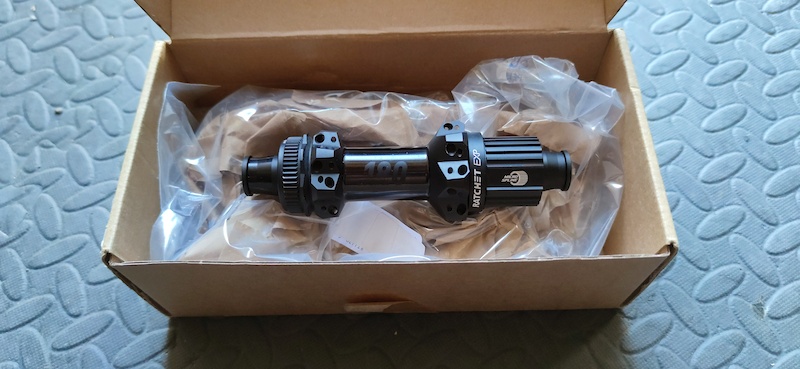 2022 DT Swiss 180 Boost Rear Hub, 28h, Microspline For Sale