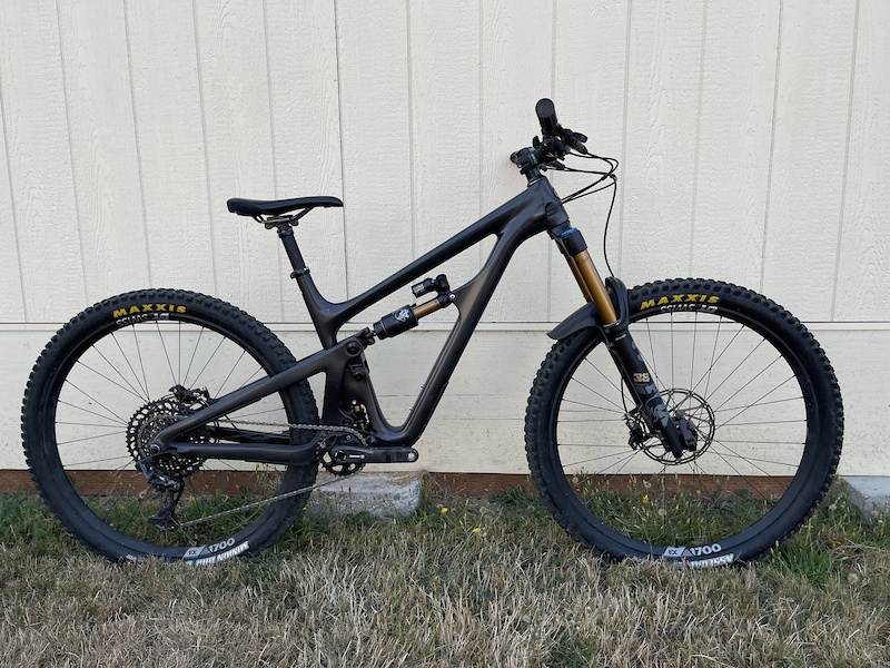 2021 Yeti SB150 T2, Large, Black Raw For Sale
