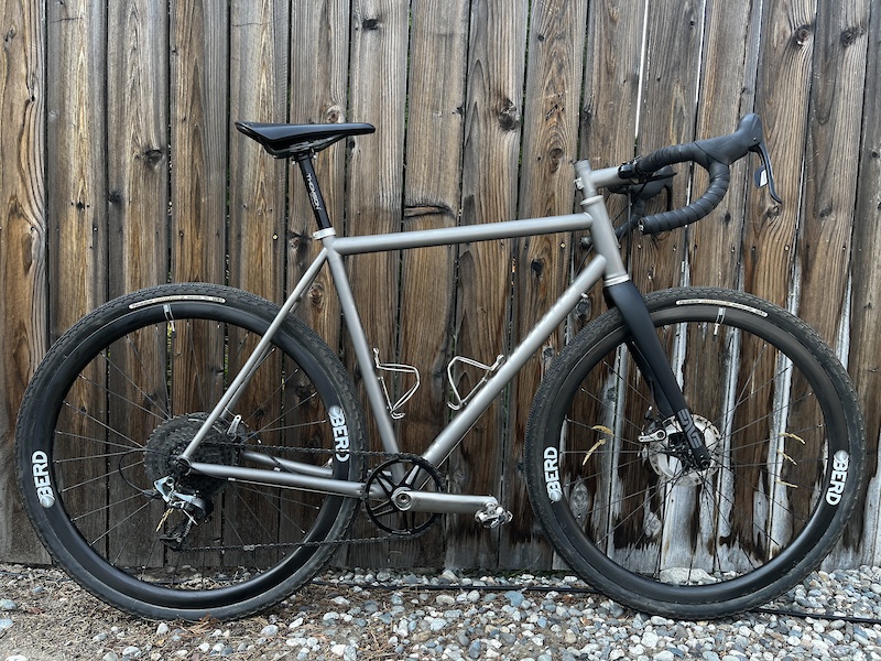 2022 Mosaic GT2 45 56cm frameset internal brake routing For Sale