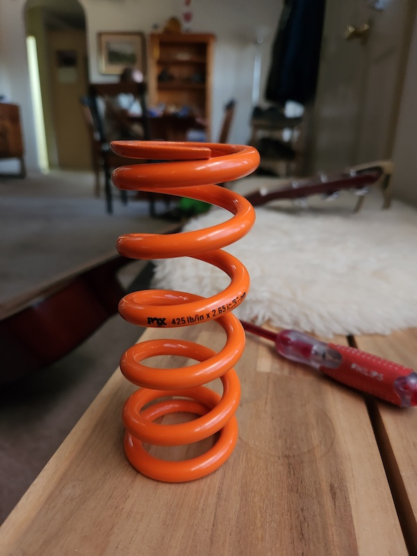 2021 Fox Sls Spring, 425lbs x 2.65in/67mm For Sale