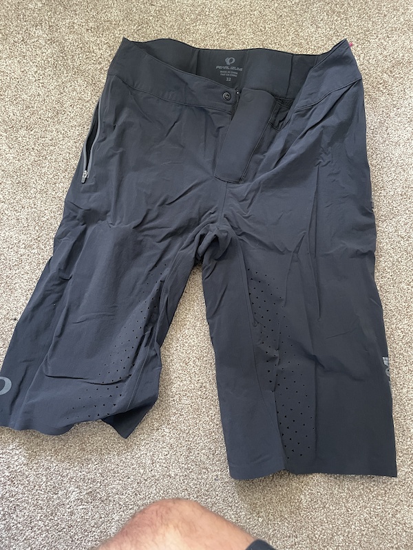 2021 Pearl Izumi Mens Elevate Short 32 RRP 175 For Sale 2021-pearl-izumi-mens-elevate-short-32-rrp-175-for-sale