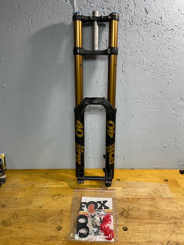 2018 Fox 40 w/ Grip 2 Damper For Sale