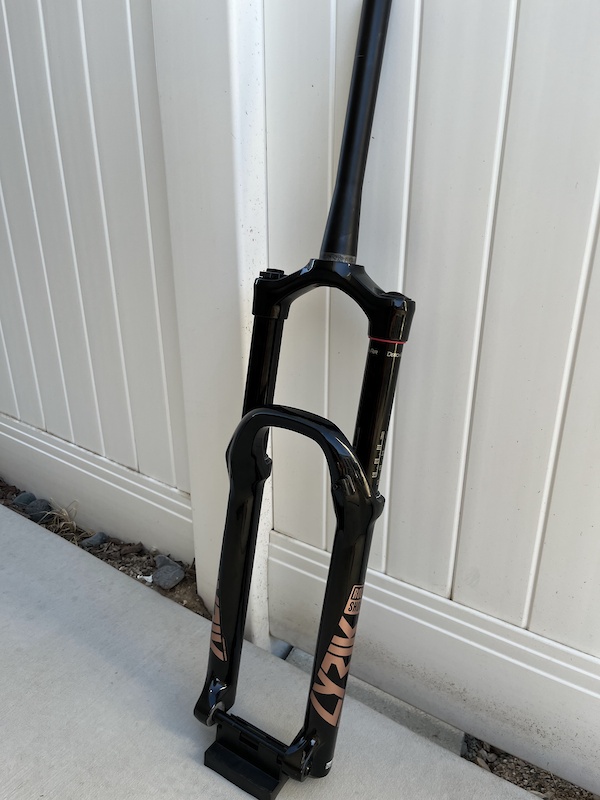 2022 Brand New Rock Shox Lyrik Ultimate RC2 160mm 27.5 For Sale