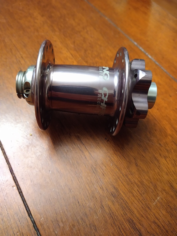 Chris King iso front hub 32h For Sale