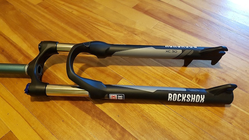 Rockshox XC30 straight steerer tube For Sale