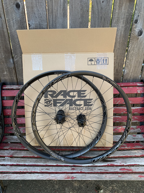 2022 Race Face Next R 36 Carbon Wheels For Sale