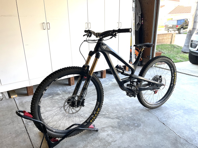 2019 YT Capra Pro Race - With AXS Wireless Shifter For Sale