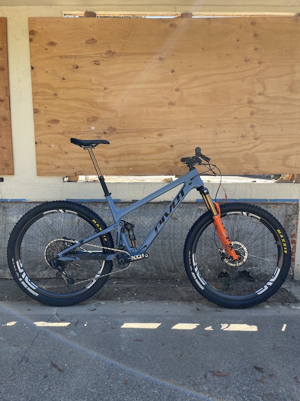 2022 Pivot 429 For Sale