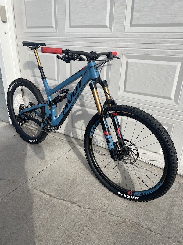 2021 Pivot Firebird 29 large For Sale