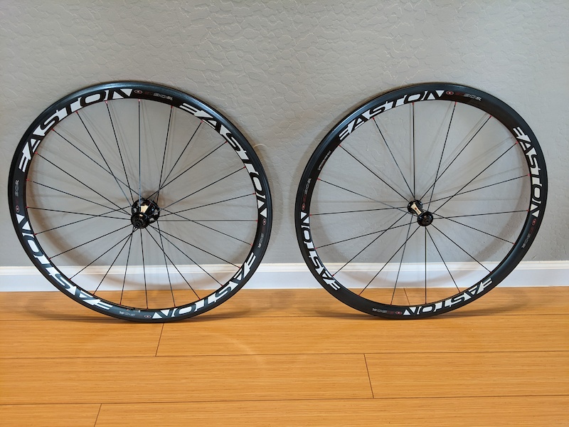 Easton EC90 SL Carbon Clincher near New Cond. For Sale
