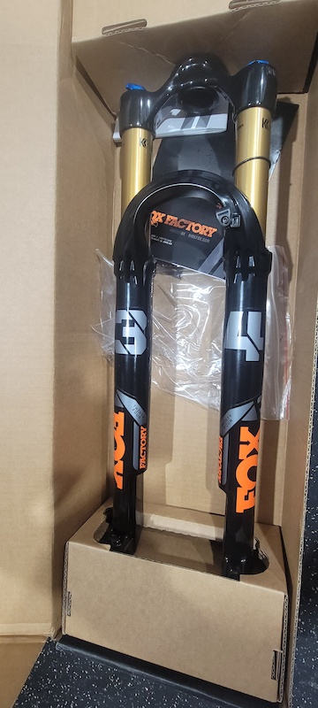 2022 Fox 34 SC 120 For Sale