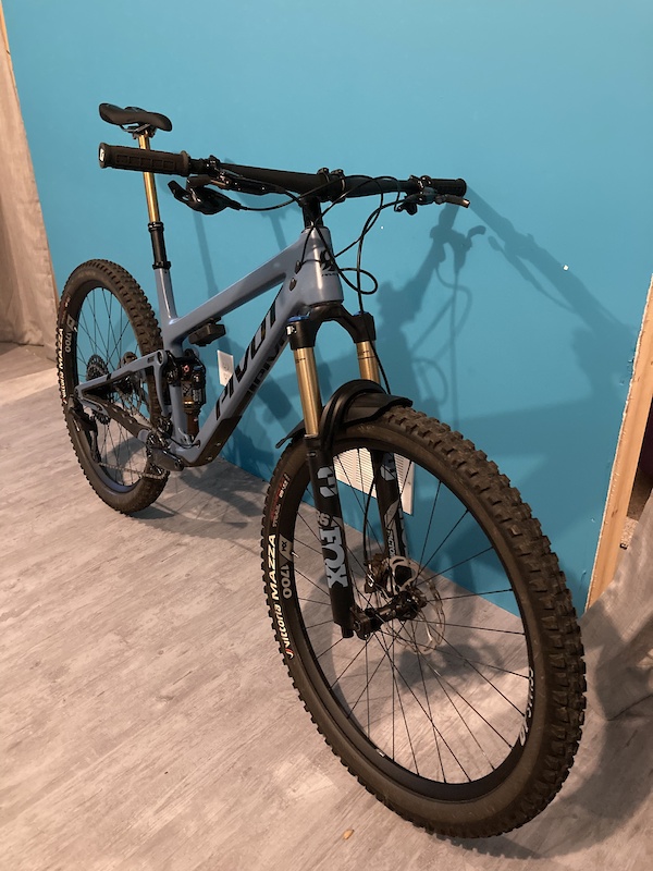 2022 XL Pivot Trail 429 Pro Enduro For Sale