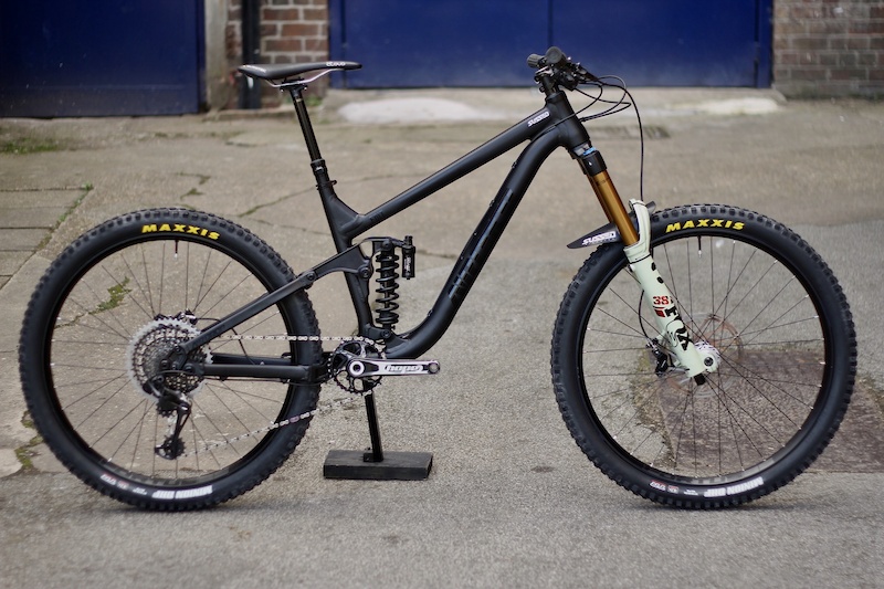 2022 Air Drop Edit V4 Custom Build, New Frame - Size Medium For Sale