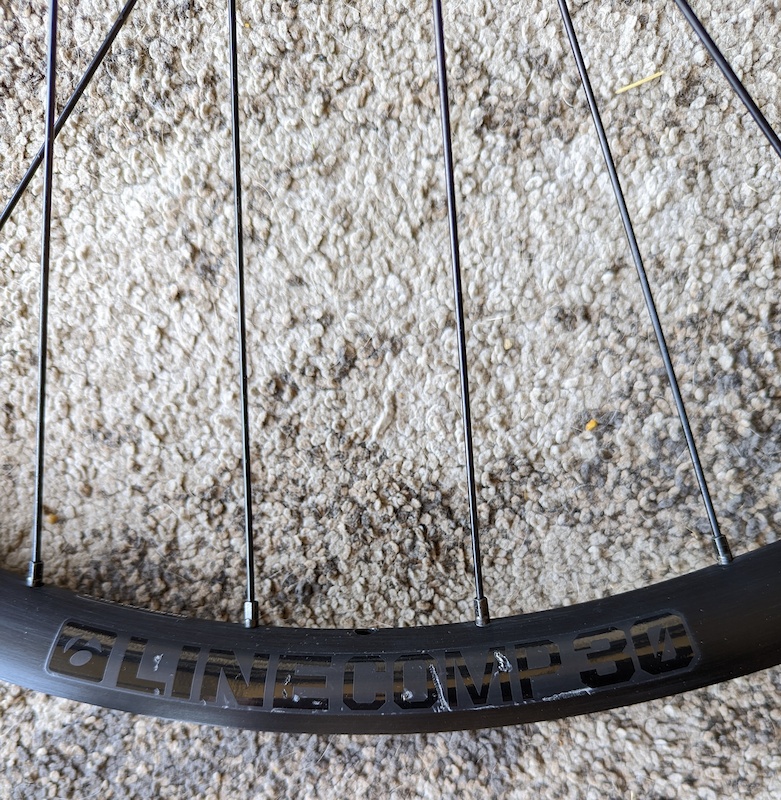 2021 Bontrager Line Comp 30 wheels For Sale