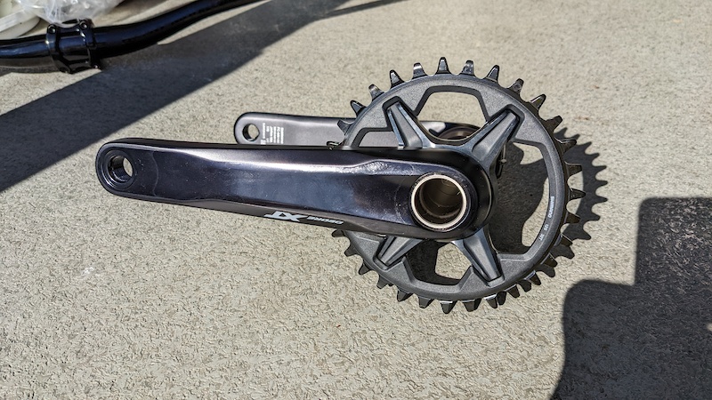 2022 Shimano XT M8100 Crankset and Ring For Sale