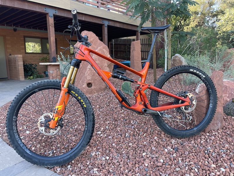 2021 Revel Rail - Large - Tang For Sale