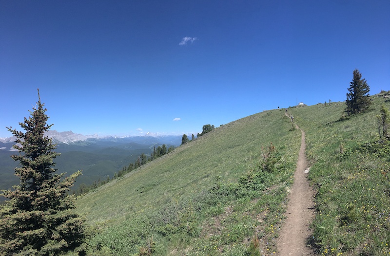 Raspberry Ridge Easy Route Hiking Trail - - Alberta