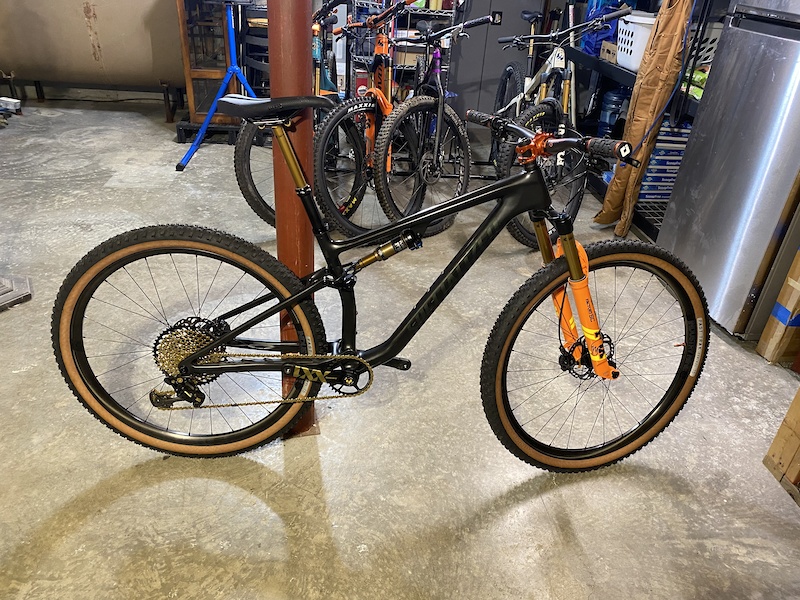 2022 Specialized Epic Evo looking for a good home For Sale