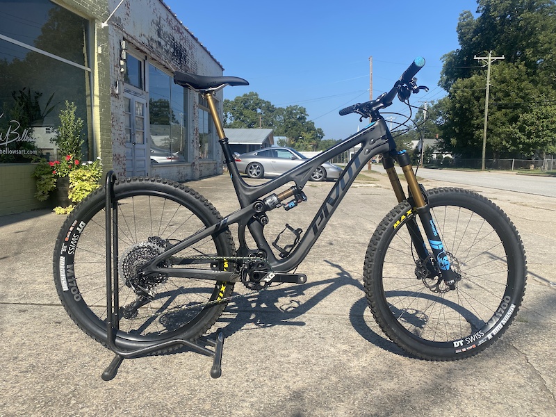 2020 Pivot Mach 5.5 For Sale