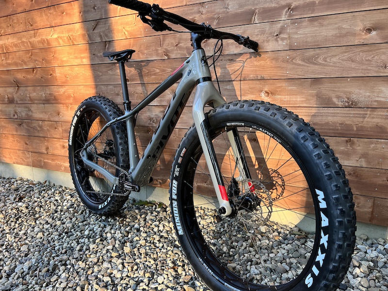 2021 Pivot Les Fat - Pro XT - Pristine Condition For Sale