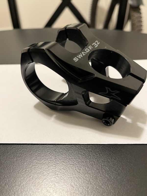 2022 ANVL Swage Stem - black 35mm bar / 32mm length For Sale