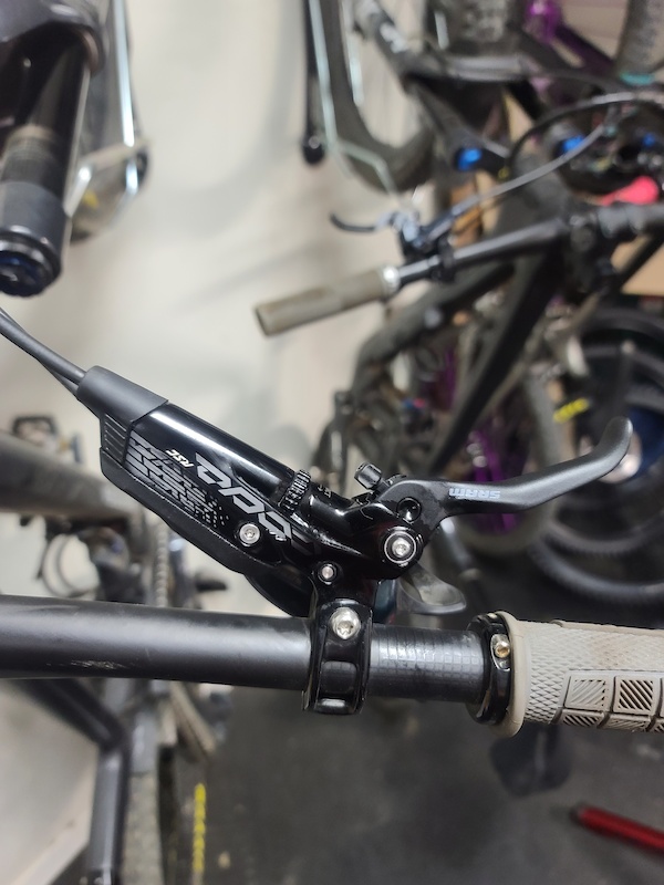 2022 Sram code rsc. Extra galfer pads For Sale