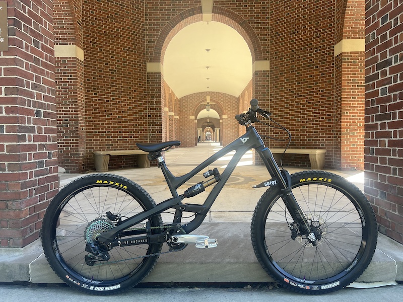 2021 YT Capra 27.5 Medium For Sale