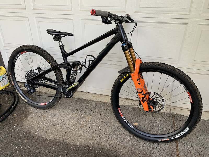 2021 Raaw Madonna V2.2 (Large) For Sale