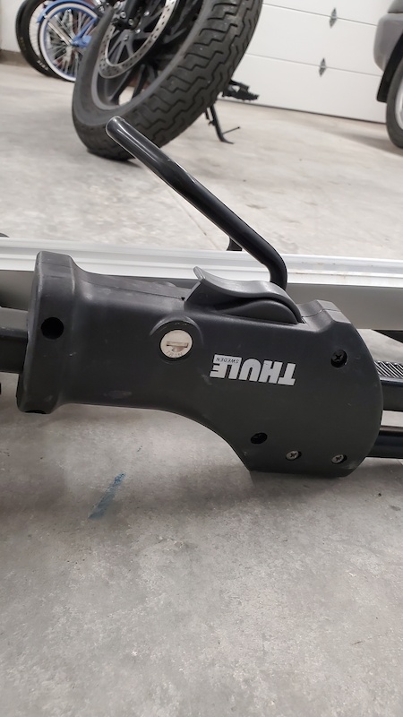 Thule 594XT Sidearm roof rack For Sale