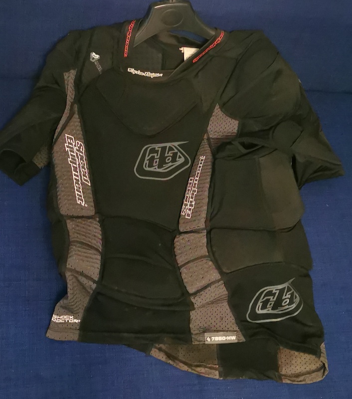 Tld body armor and ixs pads For Sale