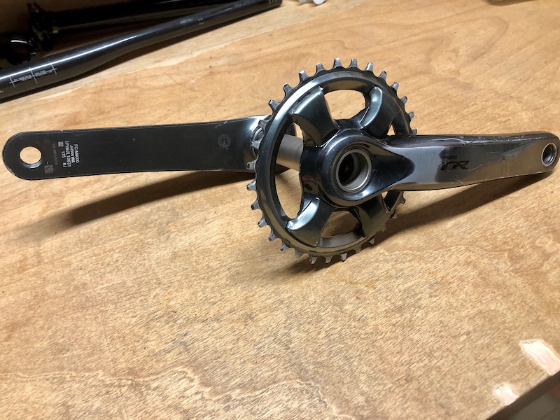 2017 Shimano XTR FC-M9000 cranks w/ 32t ring 175mm For Sale